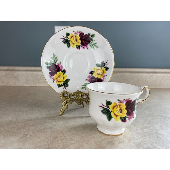 Queen Anne | Kitchen | Queen Anne Full Bloom Red And Yellow Roses Tea ...